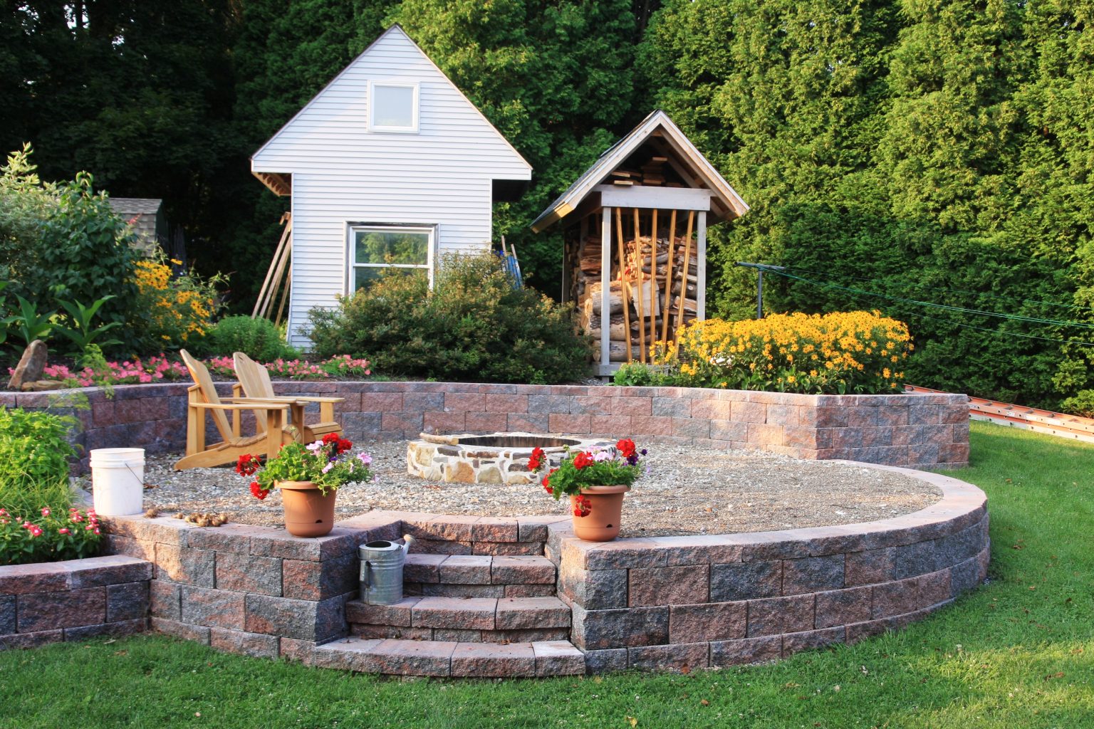 10 Stylish Planter Retaining Wall Design Ideas to Elevate Your Outdoor ...