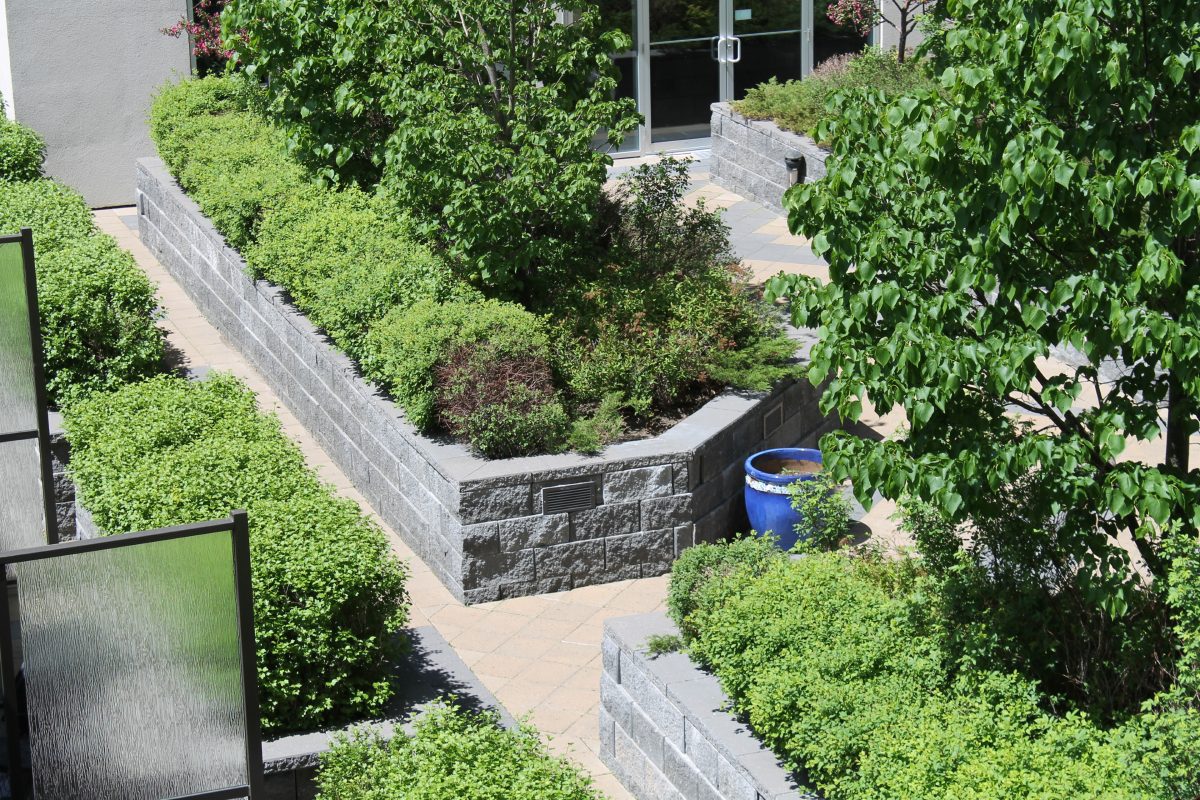 10 Stylish Planter Retaining Wall Design Ideas to Elevate Your Outdoor ...